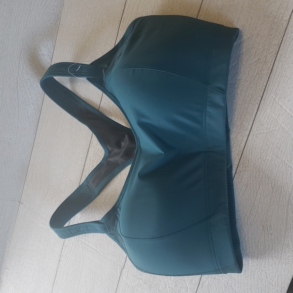 Syrokan | Intimates & Sleepwear | Syrokan Nwt Blue Woman Sport Bra 36g ...